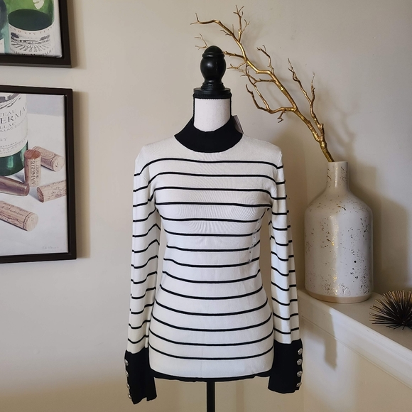 Guess | Sweaters | Guess Los Angeles Black And White Sweater | Poshmark